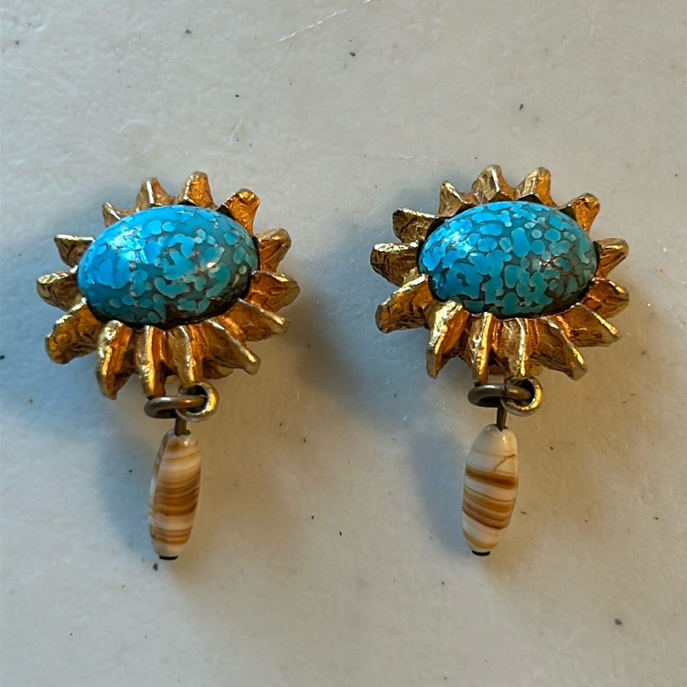 Kate Hines Turquoise Stone Sunburst Design Clip On Ea… - Gem